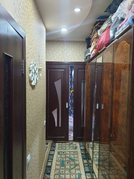 Продается на Ахмад Югнаки 2в3/2/5