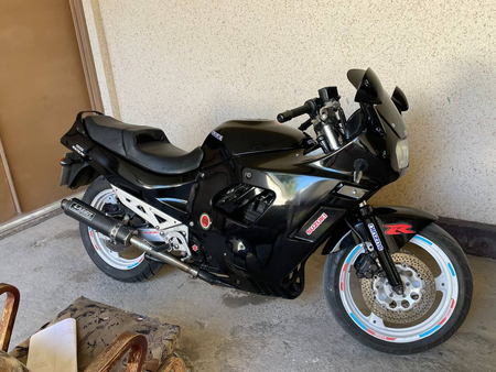 Suzuki katana Gsx750F sporttrouist