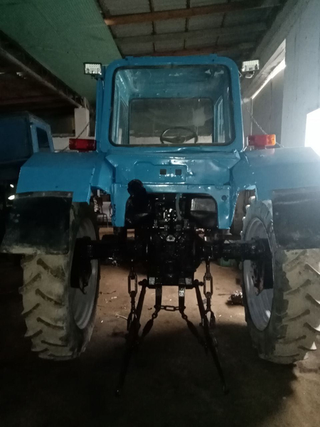 Traktor mtz belarus