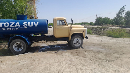Gaz 53 suv tashuvchi sotiladi