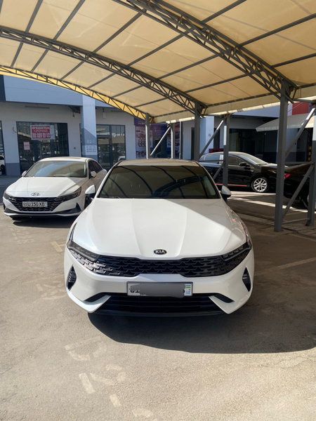 Kia k5 2021 sotiladi
