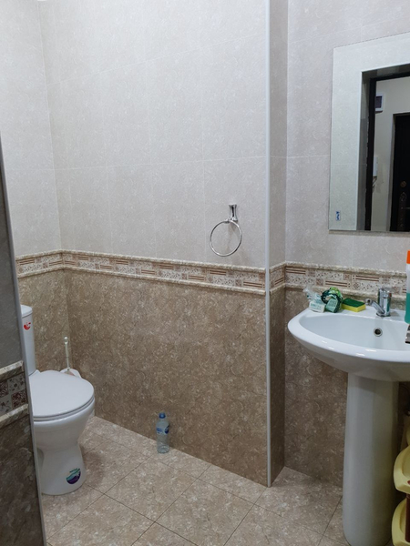 Срочно продаётся 3 в 2//5//9  ул Кунаева ориентир Гранд мир Отел