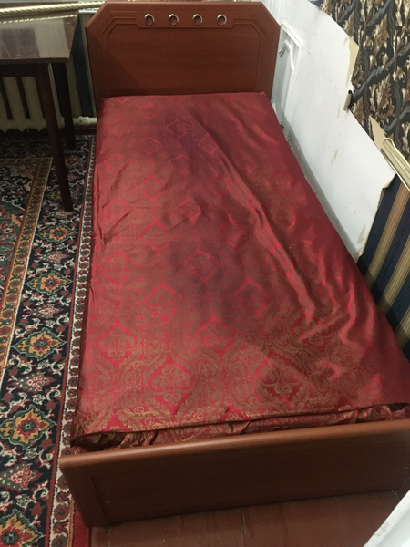 Спальня кровать 200/90/40
