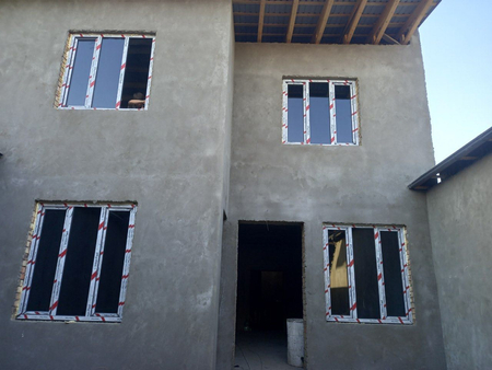 Rom eshik imkon plast