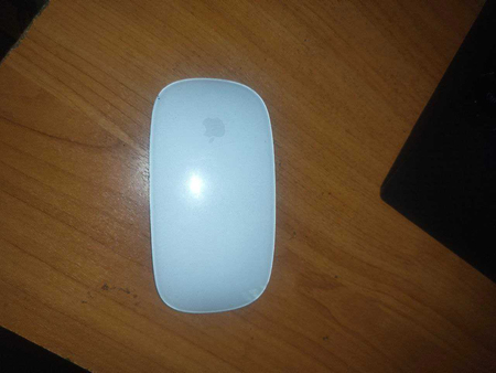 Продается Magic mouse 2 в идеальном состоянии