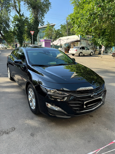 Chevrolet Malibu XL