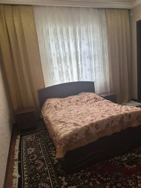 Аренда 3 хона 3 соток Учкахрамон Гулистон махалла 3км.