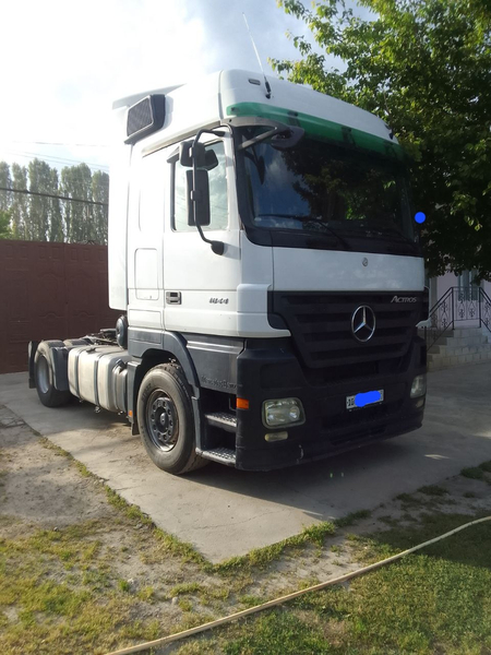 Mers actros 2007 yili srocna sotiladi