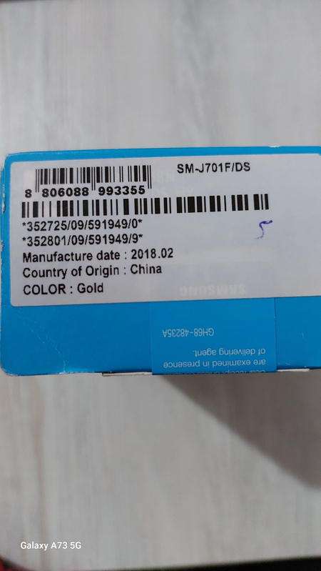 Продаю SAMSUNG GaIaxy J7 Neo 16 ГБ