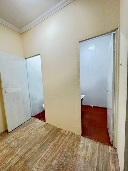 Чиланзар 21  1в2/4/4. Срочно продаю