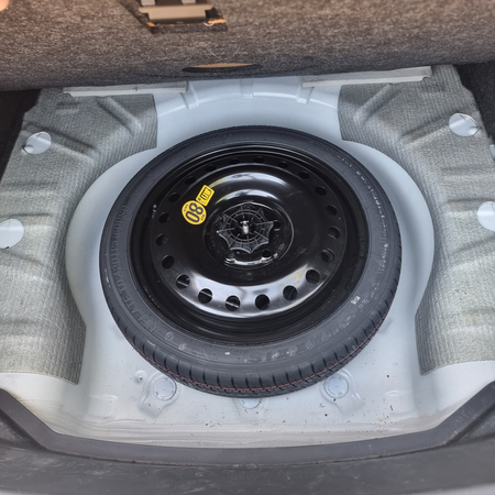 Malibu 1  sotiladi. 6660km yurigan.