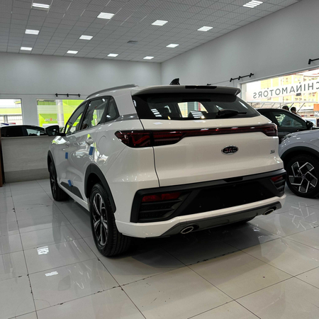 Jac Js6 nalichida tayyor