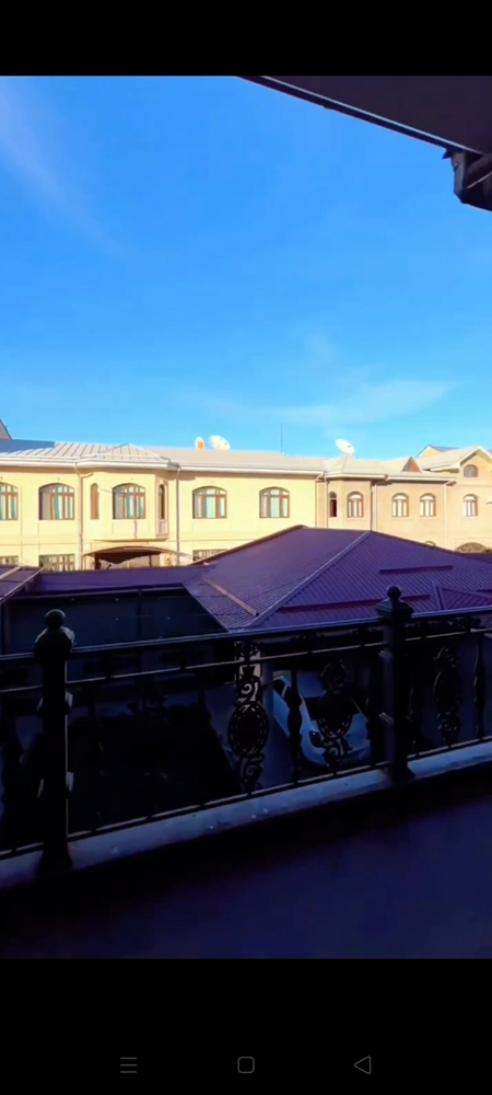 Yunusoboda fayzli hovli sotiladi