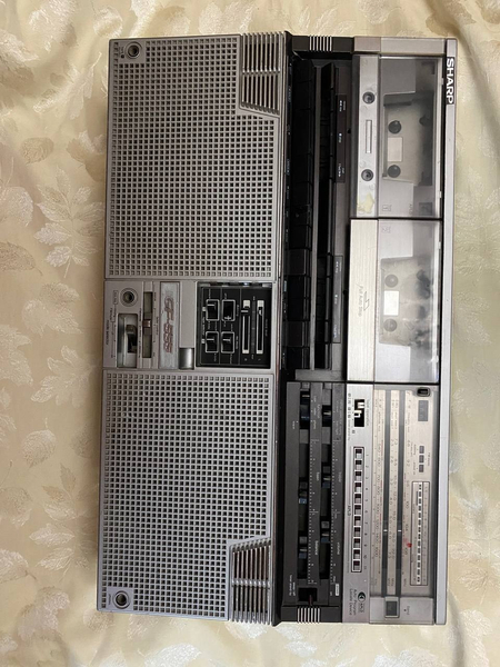 SHARP 555 (Japan)