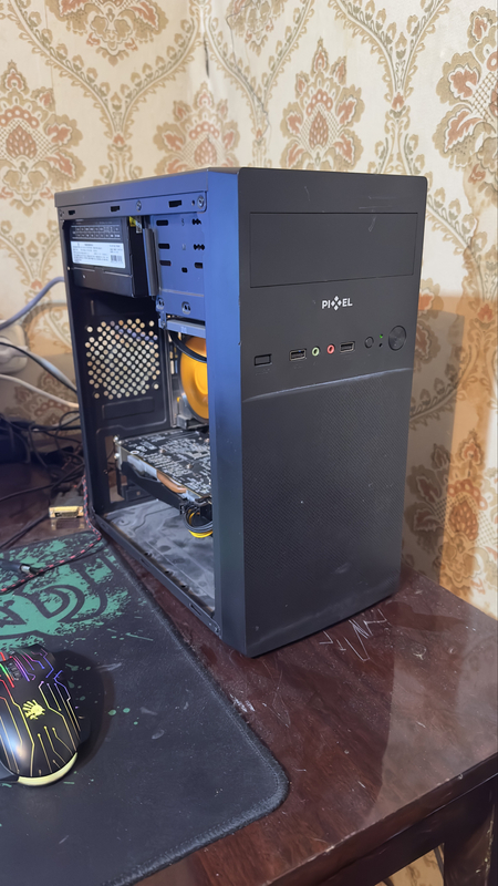 Core i3 7100/GTX1060 6gb/DDR4 8gb/SSD lexar 256gb/500w