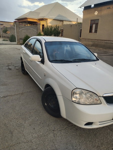 Lasetti1.8 gazi bor