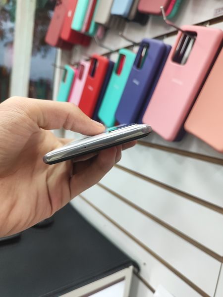 Samsung Galaxy A71 6/128 ideal