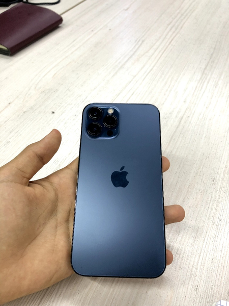 Iphone 12proMAX LLA