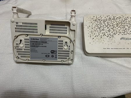 Wi-fi roter Jpon Optika Uztelecomga tuwadi