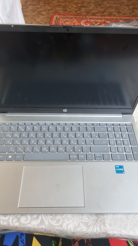 Kompyuter HP LAPTOP yengi