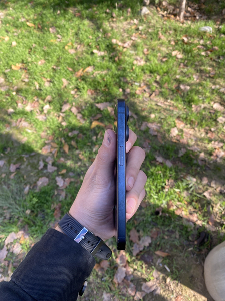 iPhone 15 pro 128 GB