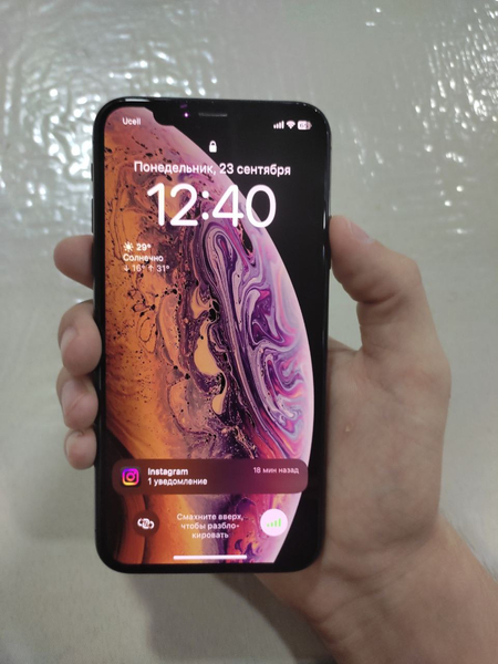 iPhone xs ideal.