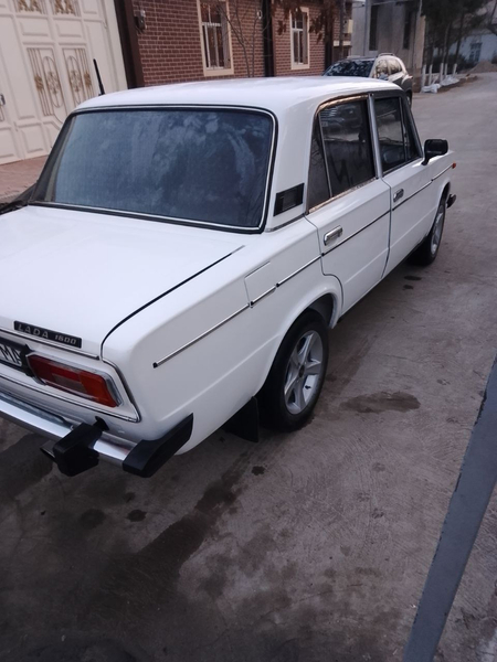 Vaz 2106 sotiladi