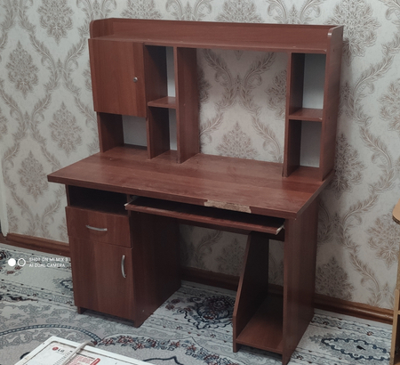 Стол компьютерный