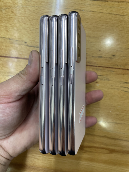Samsung galaxy S22 plus