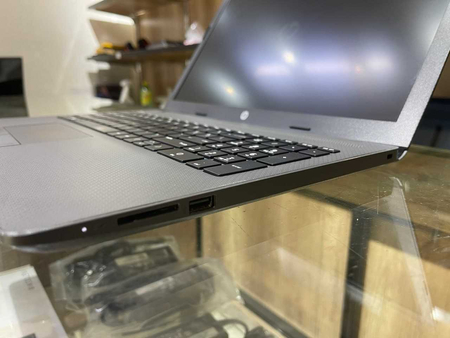HP 250 G77 intel Core i5-1035G1 озу8гб хард256ssd