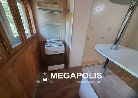 1 комнатная ^ продается Хамза метро