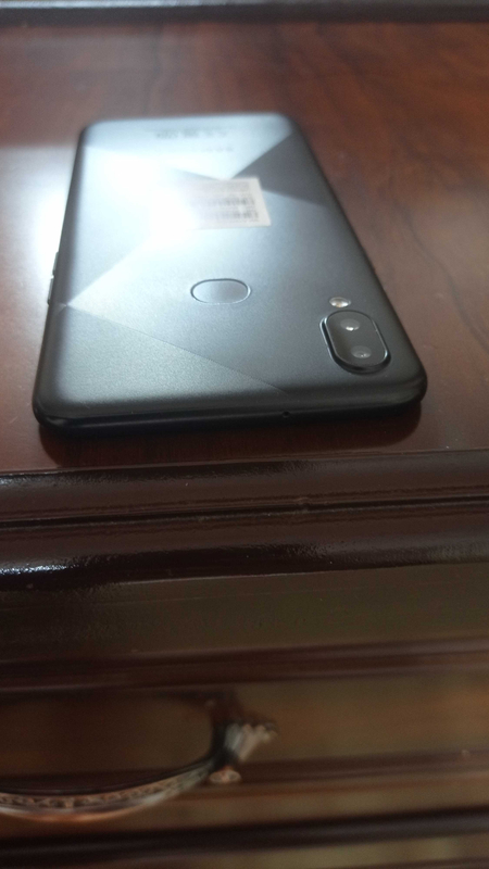 Samsung A10s ideal holatda