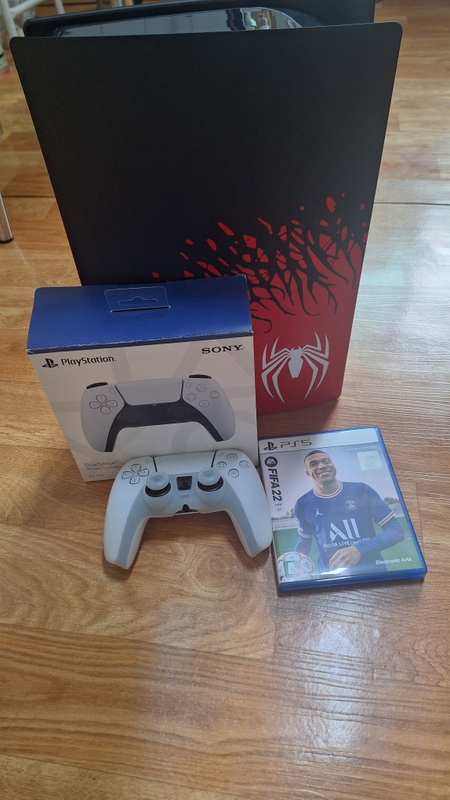 Sony PlayStation 5( Fifa 22 qoshib beriladi)