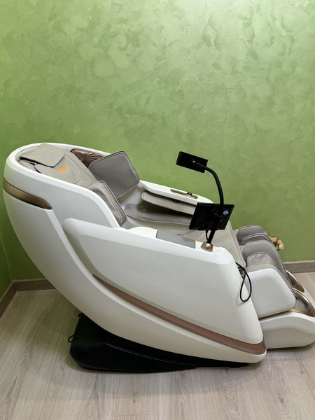 Продам новое массажное кресло
