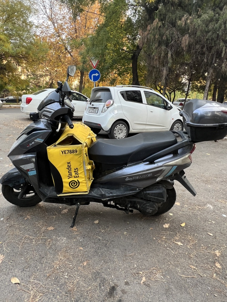Skuter sotiladi 150 kub