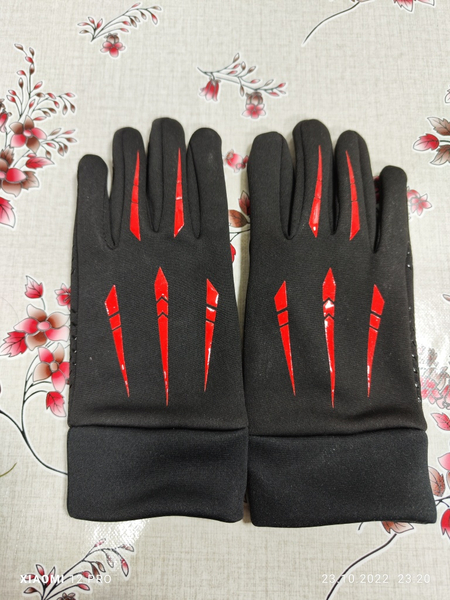 Сенсорные перчатки