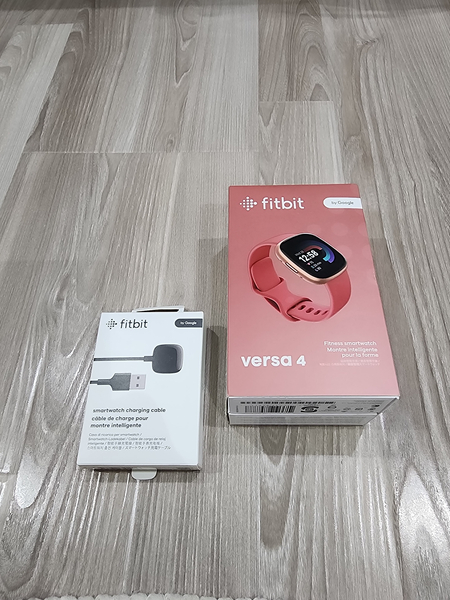 Продаётся как новый Fitbit Versa 4(Google), срочно!