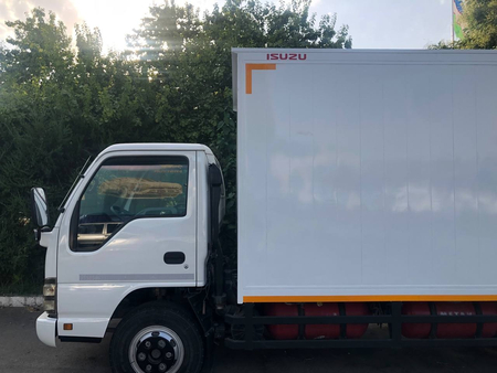 Грузовой ISUZU 5 тоннали