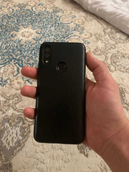 Redmi 7 sotiladi