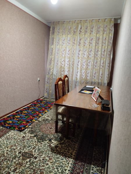 Продаю Квартиру Яшнабадский р-он Авиасозлар-4. 2-ком 3-этаж 4-этажном