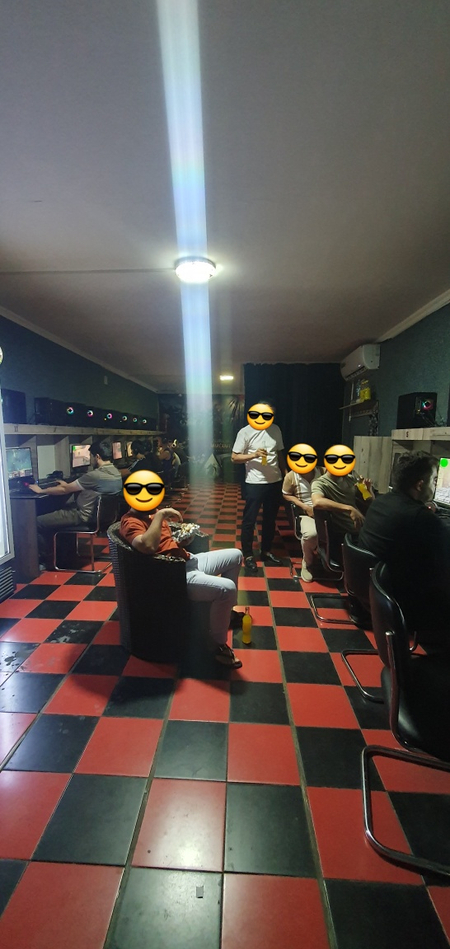 Интернет кафе продаётся. Готовый бизнес.