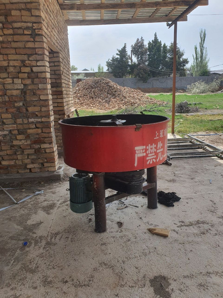 Продаётся оборудование по производству облицовочный шлакоблок.