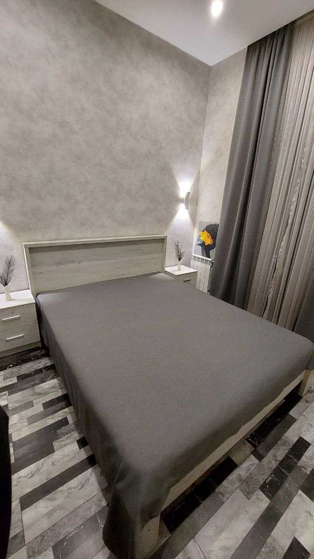 Продается квартира в лучшем ЖК  Xon Saroy. 1в2/3/10. 42м2 + Балкон.