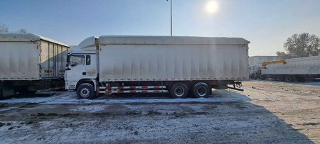 SHACMAN L3000 7,5м ва 9м  ШТОРКАЛИ АВТОФУРГОНЛАРИ сотувда мавжуд.