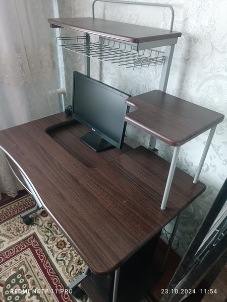 Office Kompyuter stoli bn sotiladi