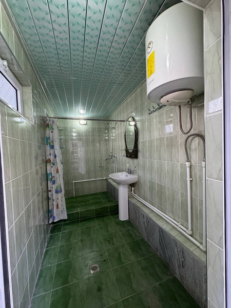 Продается база 1050кв с офисами и складами в центре
