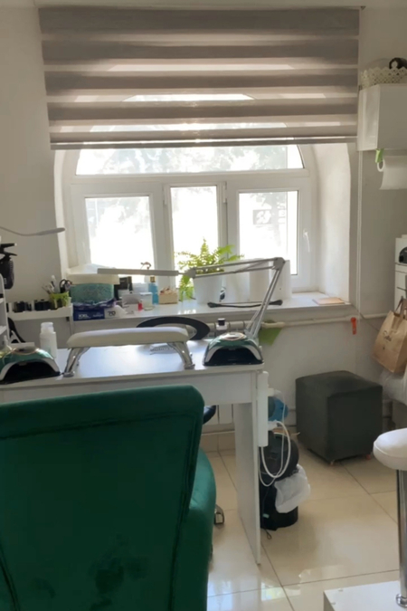 Продаются помещения под офис, салон. Чиланзар