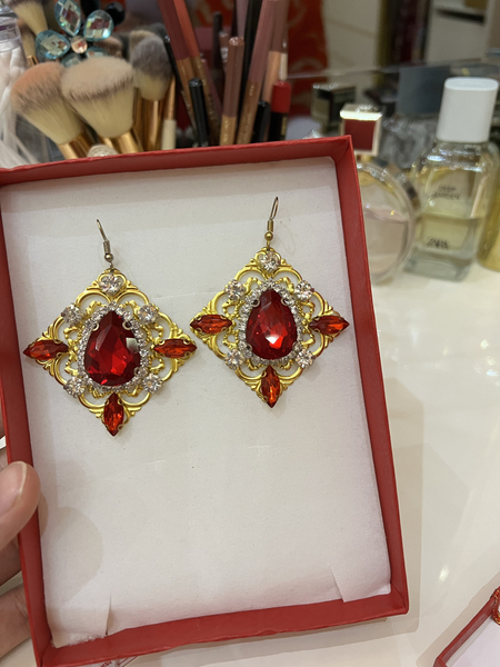 Корона с сережками
