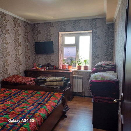 Uy sotiladi 2 xonali ohangaronda