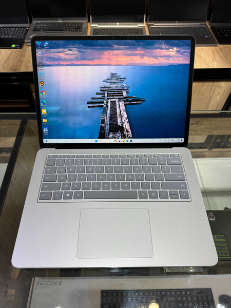 MICROSOFT SURFACE Laptop Studio 2 CORE i7-13700H, 32гб, 1Tssd RTX 4050